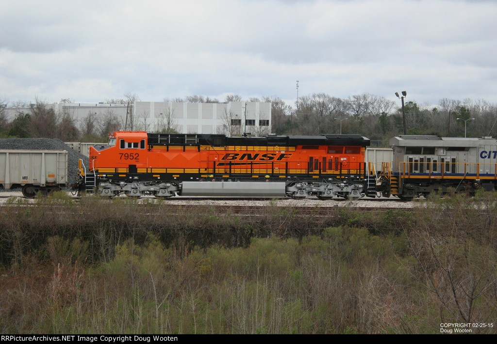 BNSF 7952